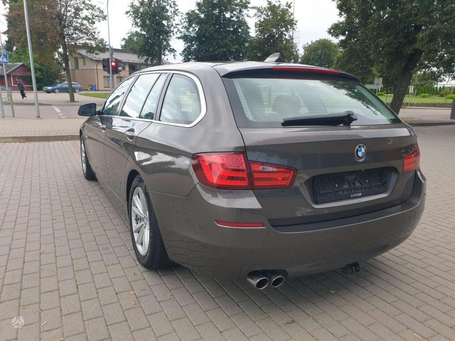Brown BMW 520 2011 in Utena, with an engine capacity of 2.00 L and mileage of 373 thousand km for 7150 €, photo 11 on AUTOMOTO.COM.LV