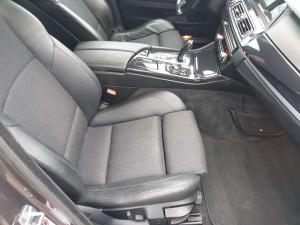 Brown BMW 520 2011 in Utena, with an engine capacity of 2.00 L and mileage of 373 thousand km for 7150 €, photo 19 on AUTOMOTO.COM.LV