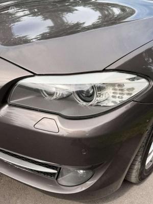 Brown BMW 520 2011 in Utena, with an engine capacity of 2.00 L and mileage of 284 thousand km for 7200 €, photo 3 on AUTOMOTO.COM.LV