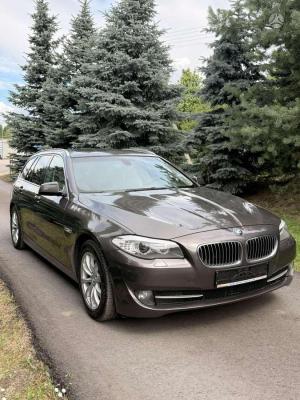 Brown BMW 520 2011 in Utena, with an engine capacity of 2.00 L and mileage of 285 thousand km for 7200 €, photo 9 on AUTOMOTO.COM.LV