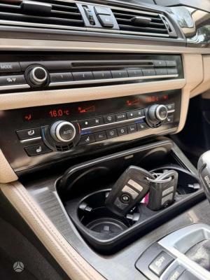 Brown BMW 520 2011 in Utena, with an engine capacity of 2.00 L and mileage of 285 thousand km for 7200 €, photo 20 on AUTOMOTO.COM.LV