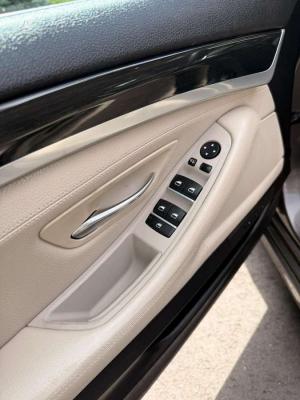 Brown BMW 520 2011 in Utena, with an engine capacity of 2.00 L and mileage of 285 thousand km for 7200 €, photo 24 on AUTOMOTO.COM.LV
