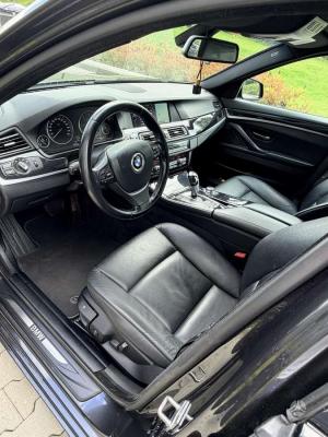 Brown BMW 520 2011 in Vilnius, with an engine capacity of 2.00 L and mileage of 351 thousand km for 7990 €, photo 6 on AUTOMOTO.COM.LV
