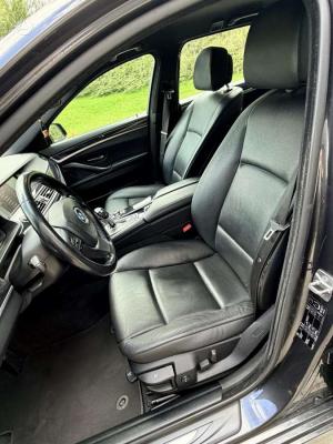Brown BMW 520 2011 in Vilnius, with an engine capacity of 2.00 L and mileage of 351 thousand km for 7990 €, photo 7 on AUTOMOTO.COM.LV