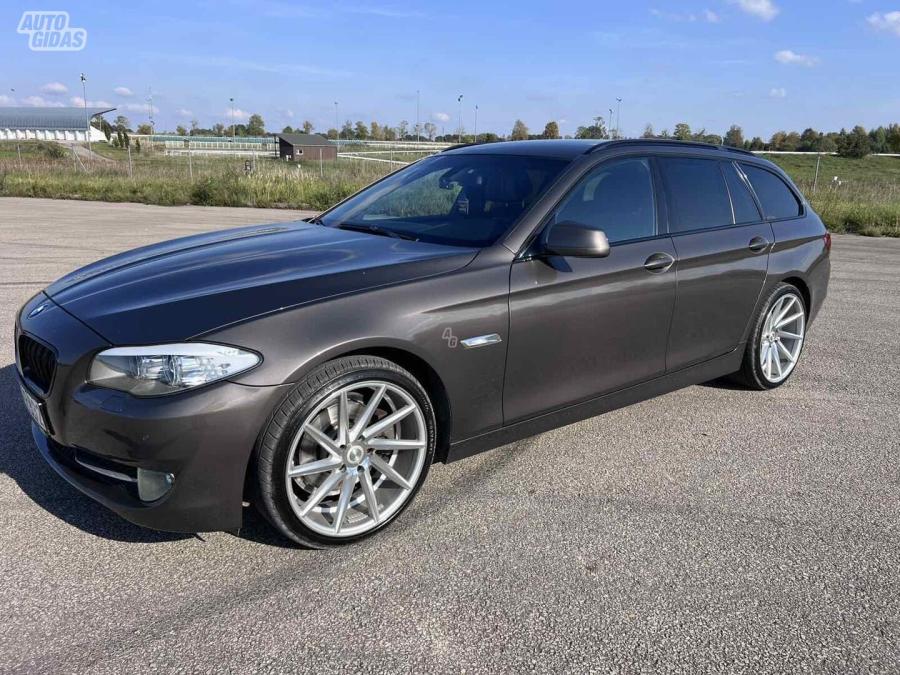 Brown BMW 520 2011 in Kaunas, with an engine capacity of 2.00 L and mileage of 402 thousand km for 6500 €, photo 16 on AUTOMOTO.COM.LV