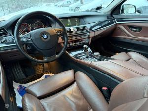 Brown BMW 520 2012 in Vilnius, with an engine capacity of 2.00 L and mileage of 321 thousand km for 8450 €, photo 8 on AUTOMOTO.COM.LV