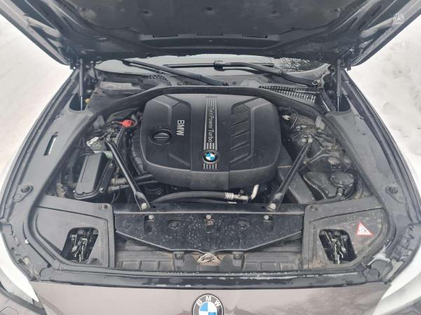 Brown BMW 520 2012 in Prienai, with an engine capacity of 2.00 L and mileage of 243 thousand km for 5450 €, photo 7 on AUTOMOTO.COM.LV
