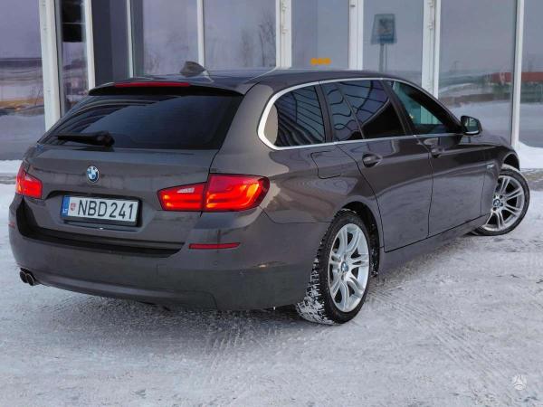 Brown BMW 520 2012 in Vilnius, with an engine capacity of 2.00 L and mileage of 345 thousand km for 7900 €, photo 6 on AUTOMOTO.COM.LV