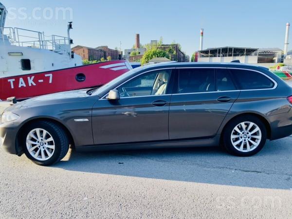 Brown BMW 520 2012 in Liepaja, with an engine capacity of 2.00 L and mileage of 353 thousand km for 5800 €, photo 3 on AUTOMOTO.COM.LV