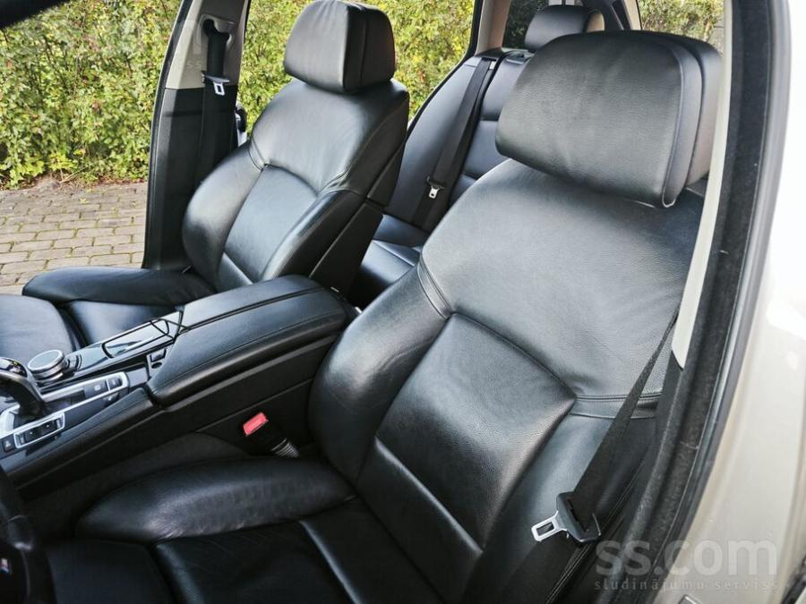 Brūns BMW 520 2012 Jelgava, ar dzinēja tilpumu 2.00 L un nobraukumu 298 tūkst. km par 9500 €, foto 14 vietnē AUTOMOTO.COM.LV