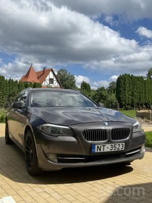 Brown BMW 520 2012 in Riga, with an engine capacity of 2.00 L and mileage of 311 thousand km for 6950 €, photo  on AUTOMOTO.COM.LV