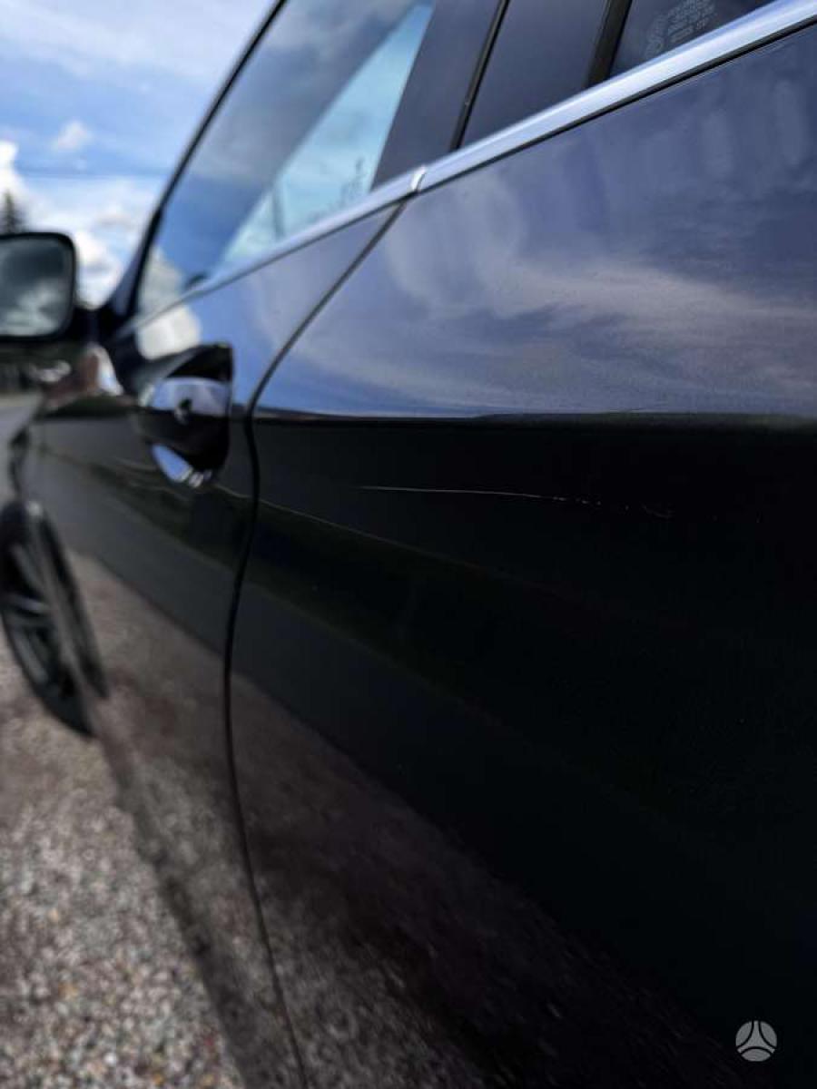 Brown BMW 520 2012 in Kaunas, with an engine capacity of 2.00 L and mileage of 327 thousand km for 5800 €, photo 5 on AUTOMOTO.COM.LV