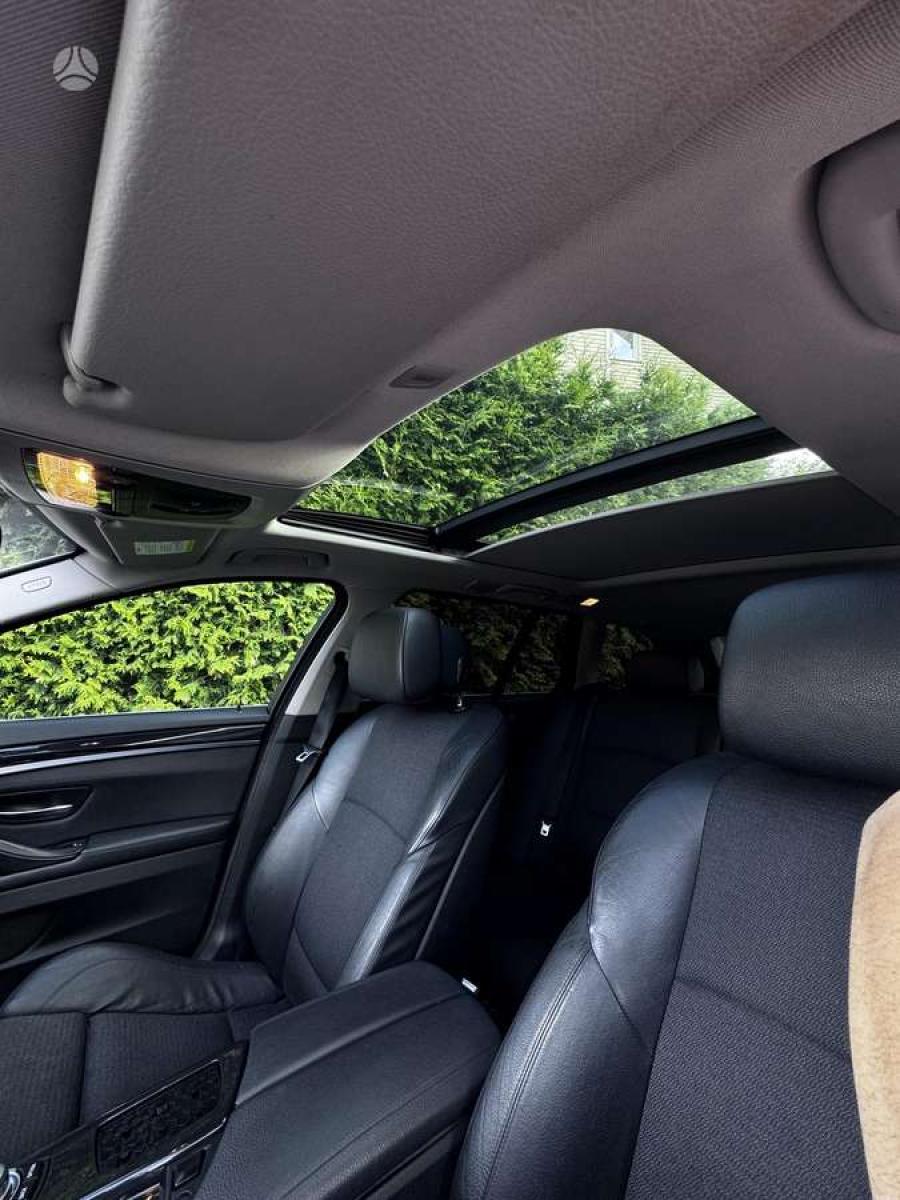 Brown BMW 520 2012 in Kaunas, with an engine capacity of 2.00 L and mileage of 327 thousand km for 5800 €, photo 12 on AUTOMOTO.COM.LV