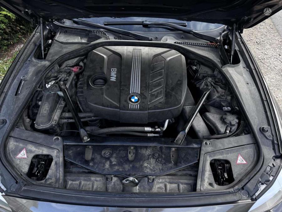 Brown BMW 520 2012 in Kaunas, with an engine capacity of 2.00 L and mileage of 327 thousand km for 5800 €, photo 14 on AUTOMOTO.COM.LV