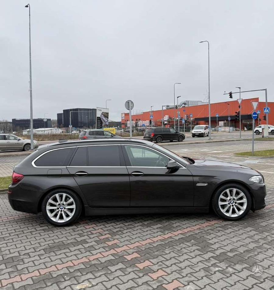 Brūns BMW 520 2013 Viļņa, ar dzinēja tilpumu 2.00 L un nobraukumu 270 tūkst. km par 8950 €, foto 2 vietnē AUTOMOTO.COM.LV
