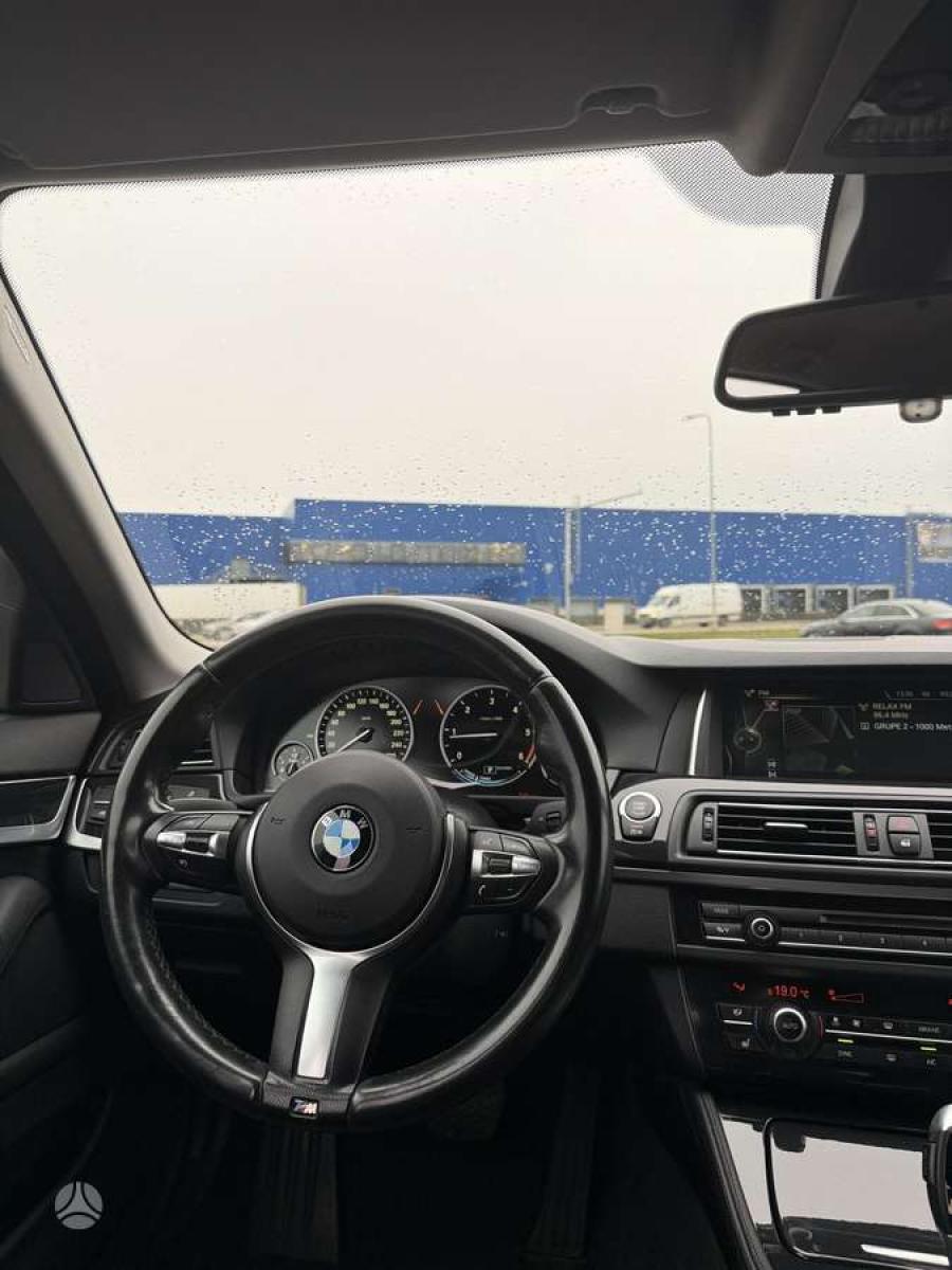 Brūns BMW 520 2013 Viļņa, ar dzinēja tilpumu 2.00 L un nobraukumu 270 tūkst. km par 8950 €, foto 18 vietnē AUTOMOTO.COM.LV