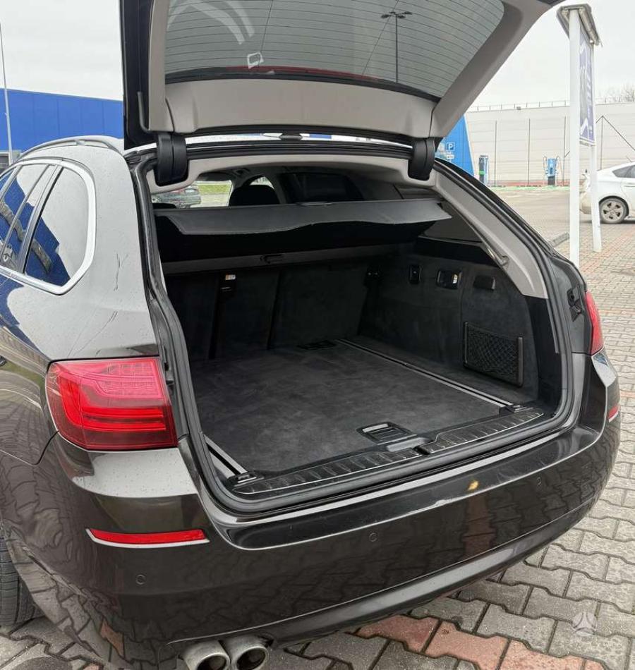 Brūns BMW 520 2013 Viļņa, ar dzinēja tilpumu 2.00 L un nobraukumu 270 tūkst. km par 8950 €, foto 24 vietnē AUTOMOTO.COM.LV
