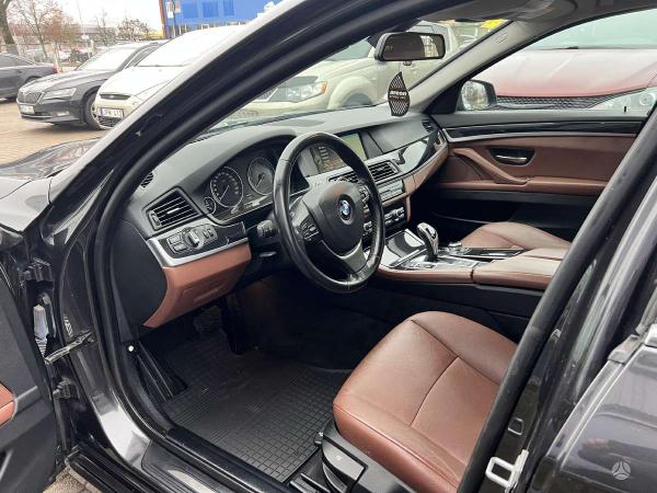 Brūns BMW 520 2013 Šauļi, ar dzinēja tilpumu 2.00 L un nobraukumu 267 tūkst. km par 8200 €, foto 9 vietnē AUTOMOTO.COM.LV