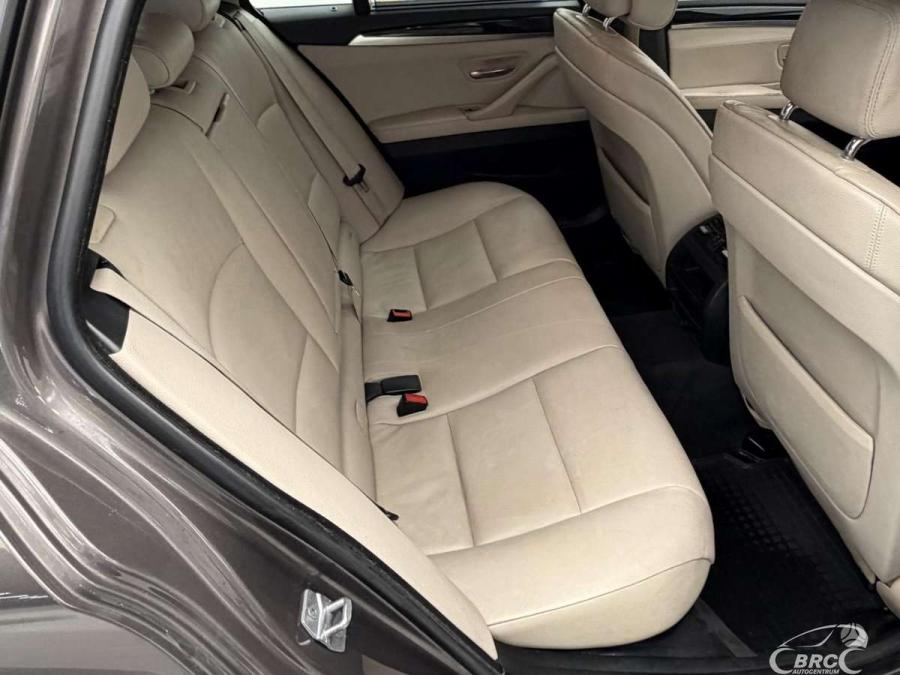 Brūns BMW 520 2013 Viļņa, ar dzinēja tilpumu 2.00 L un nobraukumu 387 tūkst. km par 5900 €, foto 12 vietnē AUTOMOTO.COM.LV