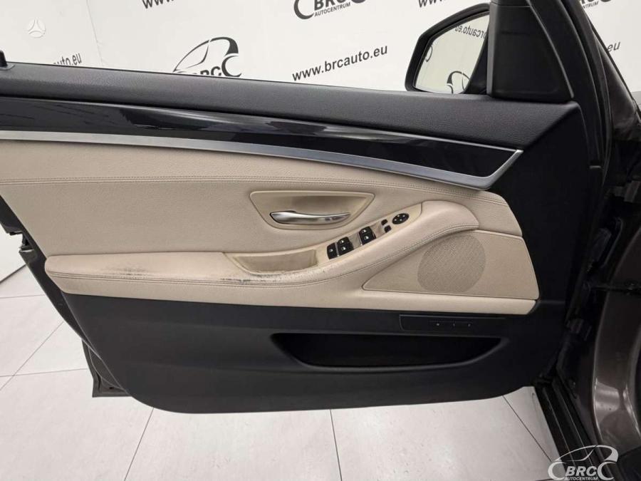 Brūns BMW 520 2013 Viļņa, ar dzinēja tilpumu 2.00 L un nobraukumu 387 tūkst. km par 5900 €, foto 21 vietnē AUTOMOTO.COM.LV