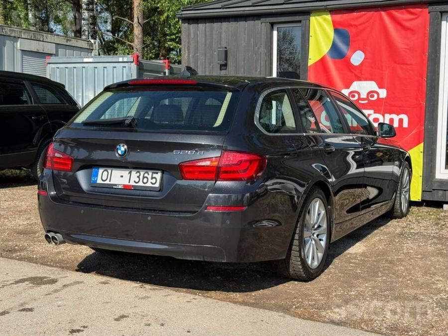 Brown BMW 520 2013 in Riga, with an engine capacity of 2.00 L and mileage of 269 thousand km for 9400 €, photo 6 on AUTOMOTO.COM.LV