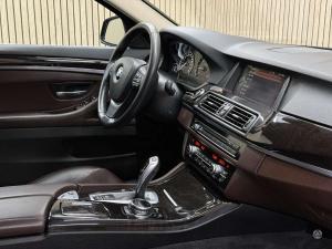 Brūns BMW 520 2014 Marijampole, ar dzinēja tilpumu 2.00 L un nobraukumu 284 tūkst. km par 11300 €, foto 19 vietnē AUTOMOTO.COM.LV
