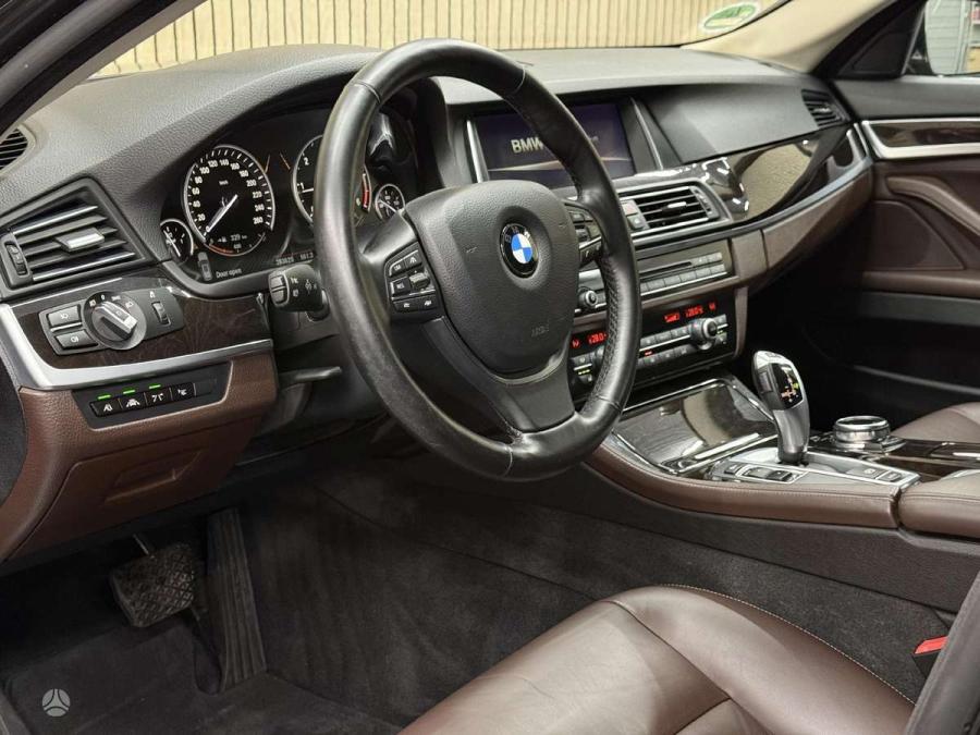 Brūns BMW 520 2014 Marijampole, ar dzinēja tilpumu 2.00 L un nobraukumu 284 tūkst. km par 11300 €, foto 21 vietnē AUTOMOTO.COM.LV