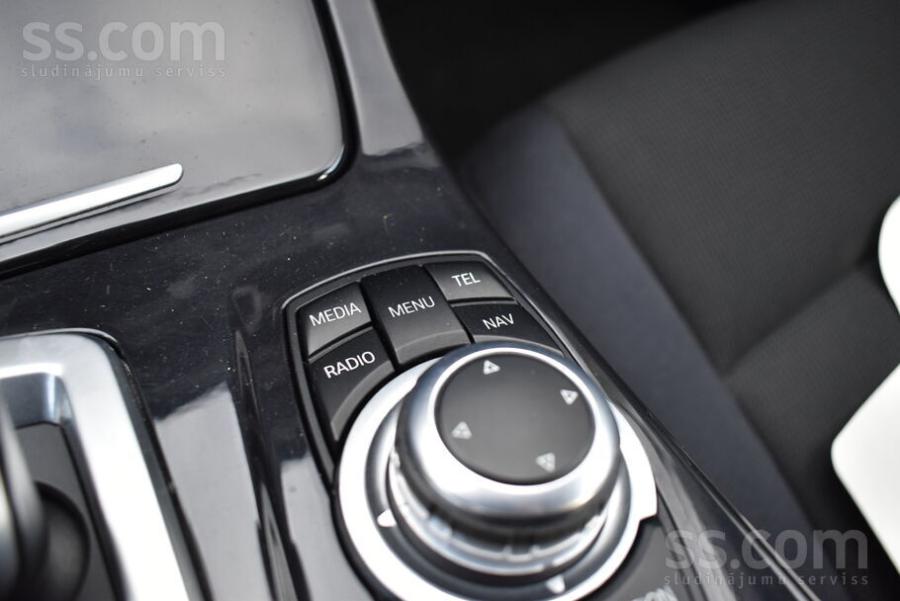 Brown BMW 520 2014 in Kuldiga, with an engine capacity of 2.00 L and mileage of 0 thousand km for 8990 €, photo 11 on AUTOMOTO.COM.LV