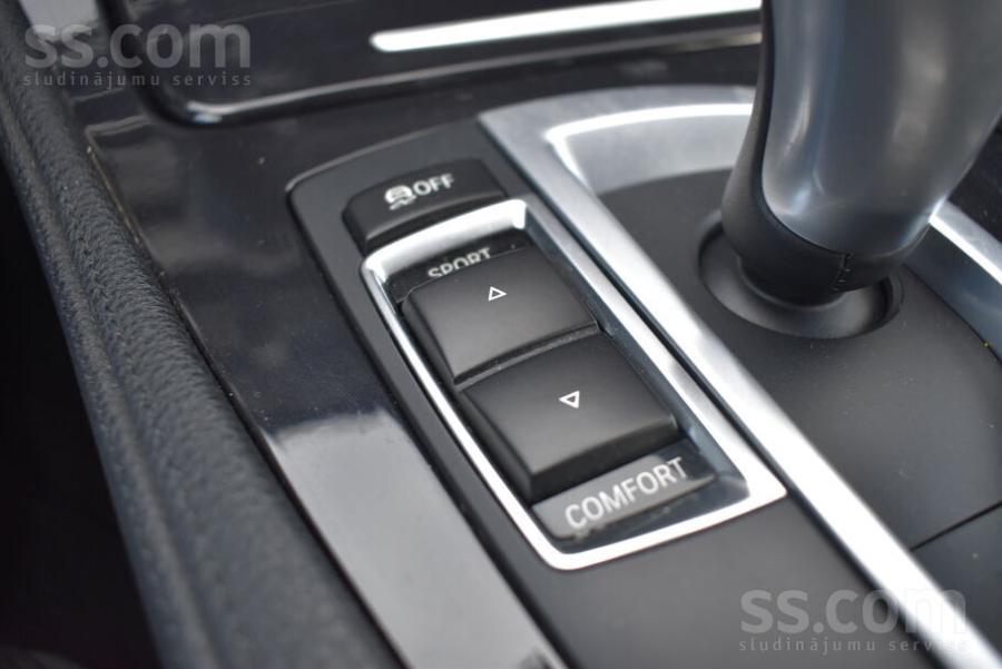 Brown BMW 520 2014 in Kuldiga, with an engine capacity of 2.00 L and mileage of 0 thousand km for 8990 €, photo 12 on AUTOMOTO.COM.LV