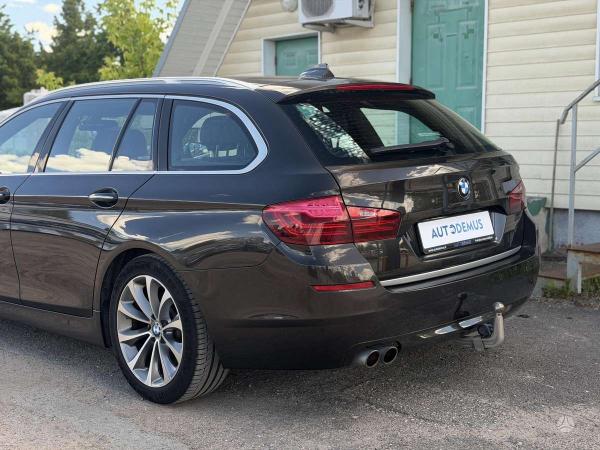 Brown BMW 520 2014 in Mazeikiai, with an engine capacity of 2.00 L and mileage of 266 thousand km for 10900 €, photo 10 on AUTOMOTO.COM.LV