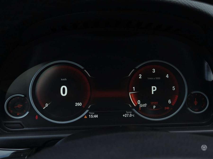 Brown BMW 520 2014 in Kaunas, with an engine capacity of 2.00 L and mileage of 280 thousand km for 10250 €, photo 37 on AUTOMOTO.COM.LV