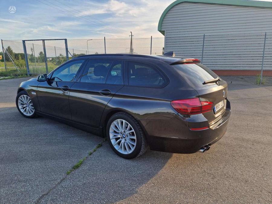 Brown BMW 520 2014 in Kaunas, with an engine capacity of 2.00 L and mileage of 333 thousand km for 9999 €, photo 6 on AUTOMOTO.COM.LV