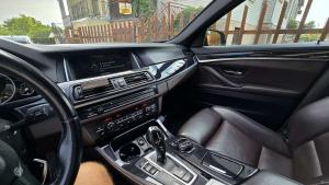 Brūns BMW 520 2014 Kauņa, ar dzinēja tilpumu 2.00 L un nobraukumu 391 tūkst. km par 11000 €, foto 9 vietnē AUTOMOTO.COM.LV