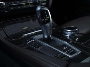Brūns BMW 520 2014 Kauņa, ar dzinēja tilpumu 2.00 L un nobraukumu 280 tūkst. km par 10250 €, foto 33 vietnē AUTOMOTO.COM.LV