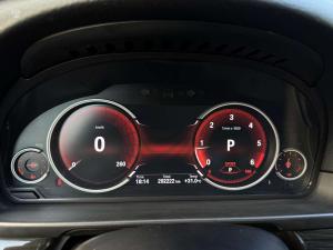 Brūns BMW 520 2014 Alīta, ar dzinēja tilpumu 2.00 L un nobraukumu 292 tūkst. km par 8900 €, foto 17 vietnē AUTOMOTO.COM.LV