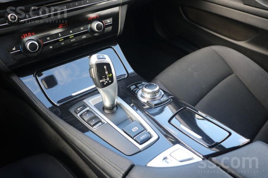 Brūns BMW 520 2014 Kuldīga, ar dzinēja tilpumu 2.00 L un nobraukumu 305 tūkst. km par 8350 €, foto 15 vietnē AUTOMOTO.COM.LV