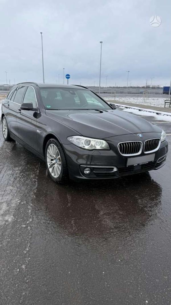 Brown BMW 520 2015 in Marijampole, with an engine capacity of 2.00 L and mileage of 220 thousand km for 13500 €, photo 3 on AUTOMOTO.COM.LV