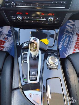 Brown BMW 520 2015 in Siauliai, with an engine capacity of 2.00 L and mileage of 326 thousand km for 11100 €, photo 19 on AUTOMOTO.COM.LV