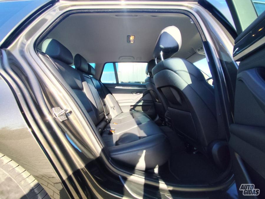 Brown BMW 520 2015 in Siauliai, with an engine capacity of 2.00 L and mileage of 326 thousand km for 11100 €, photo 24 on AUTOMOTO.COM.LV