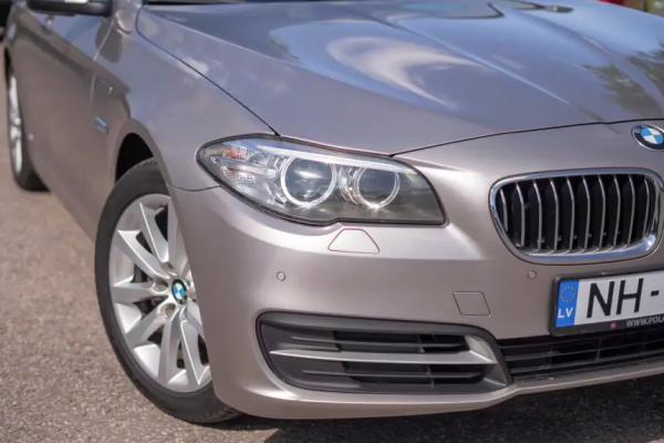 Brown BMW 520 2015 in Liepaja, with an engine capacity of 2.00 L and mileage of 242 thousand km for 12500 €, photo 7 on AUTOMOTO.COM.LV