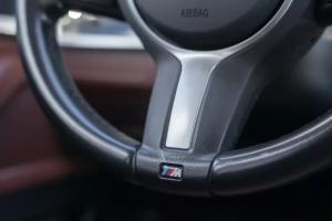 Brown BMW 520 2015 in Liepaja, with an engine capacity of 2.00 L and mileage of 242 thousand km for 12500 €, photo 29 on AUTOMOTO.COM.LV