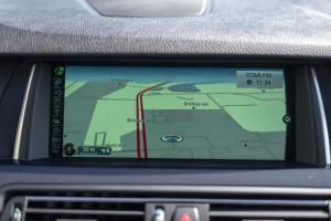 Brown BMW 520 2015 in Liepaja, with an engine capacity of 2.00 L and mileage of 242 thousand km for 12500 €, photo 32 on AUTOMOTO.COM.LV