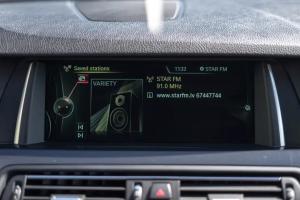 Brown BMW 520 2015 in Liepaja, with an engine capacity of 2.00 L and mileage of 242 thousand km for 12500 €, photo 33 on AUTOMOTO.COM.LV