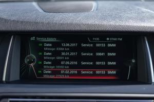 Brown BMW 520 2015 in Liepaja, with an engine capacity of 2.00 L and mileage of 242 thousand km for 12500 €, photo 37 on AUTOMOTO.COM.LV
