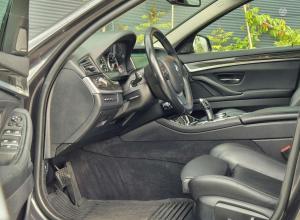 Brown BMW 520 2015 in Vilnius, with an engine capacity of 2.00 L and mileage of 274 thousand km for 9800 €, photo 8 on AUTOMOTO.COM.LV