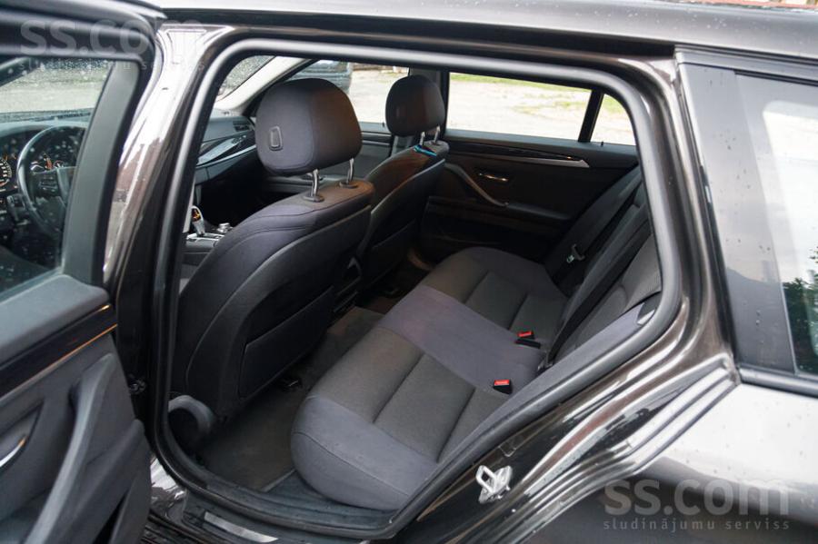 Brūns BMW 520 2015 Cēsis, ar dzinēja tilpumu 2.00 L un nobraukumu 285 tūkst. km par 8600 €, foto 12 vietnē AUTOMOTO.COM.LV