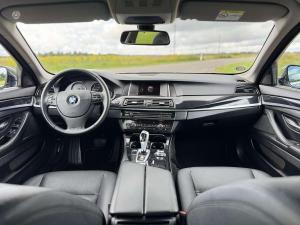 Brown BMW 520 2015 in Vilnius, with an engine capacity of 2.00 L and mileage of 293 thousand km for 9000 €, photo 7 on AUTOMOTO.COM.LV
