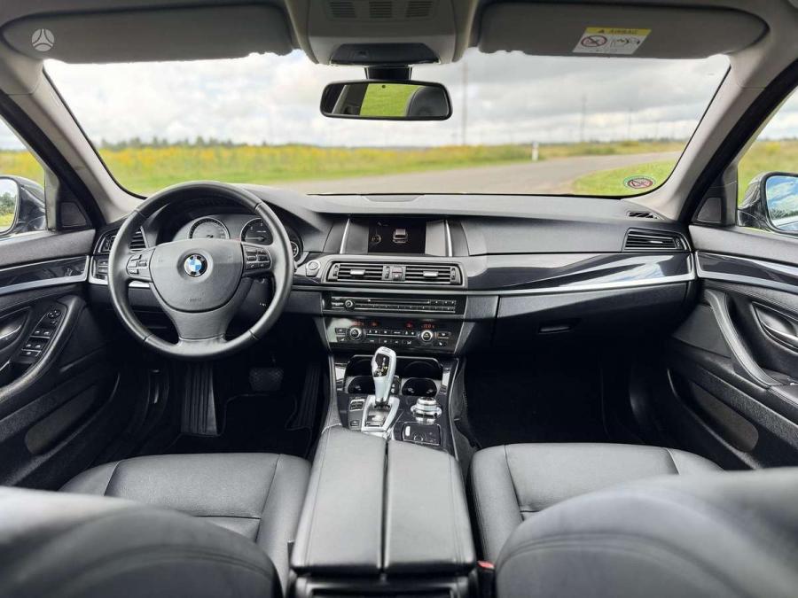 Brown BMW 520 2015 in Vilnius, with an engine capacity of 2.00 L and mileage of 293 thousand km for 9000 €, photo 7 on AUTOMOTO.COM.LV