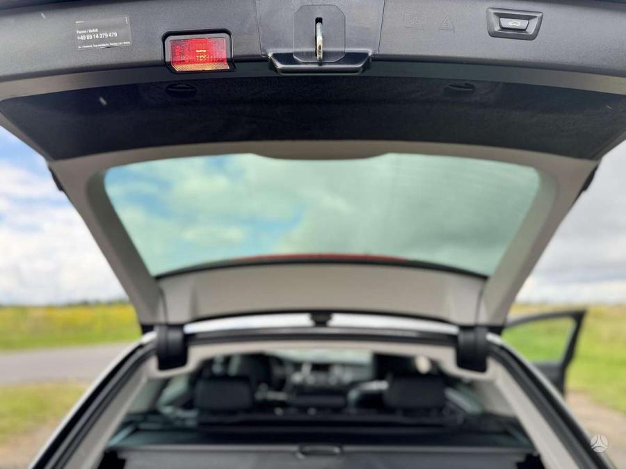 Brown BMW 520 2015 in Vilnius, with an engine capacity of 2.00 L and mileage of 293 thousand km for 9000 €, photo 13 on AUTOMOTO.COM.LV