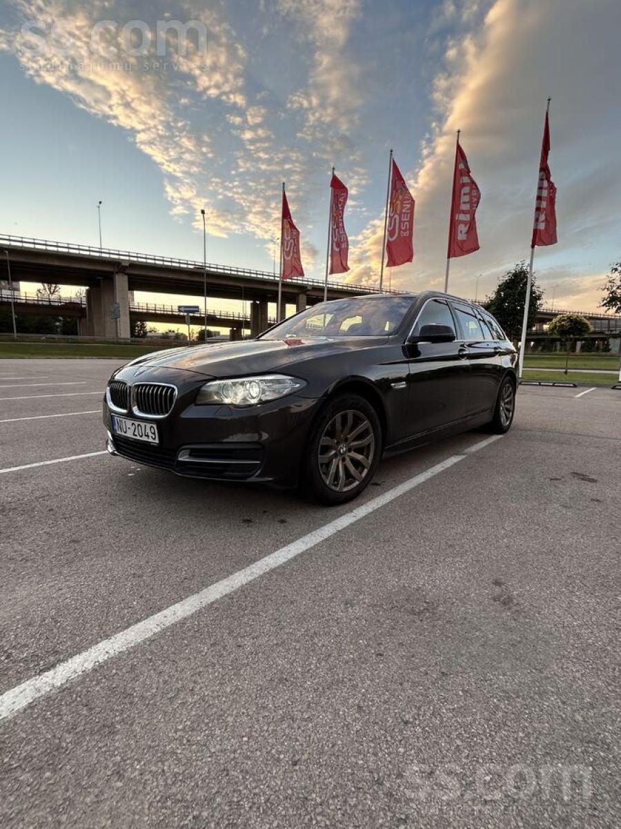 Brown BMW 520 2016 in Riga, with an engine capacity of 2.00 L and mileage of 286 thousand km for 10555 €, photo 8 on AUTOMOTO.COM.LV